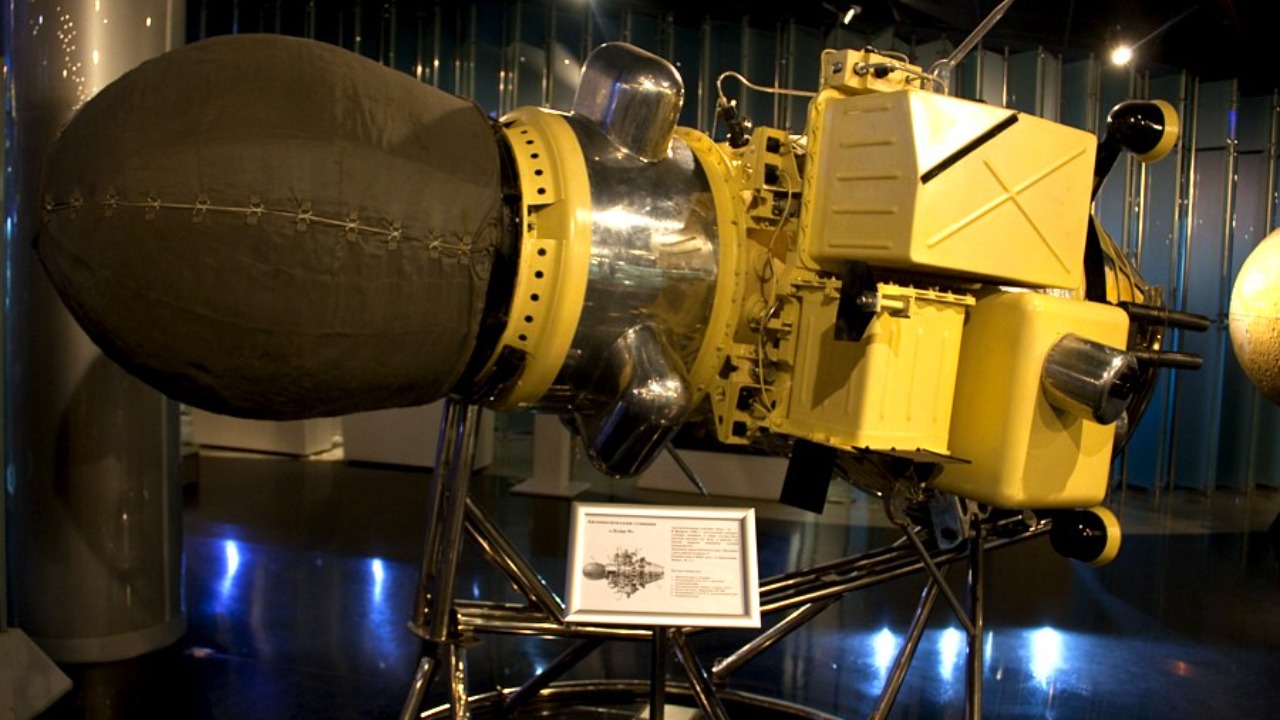 AI may finally pinpoint the lost Soviet moon spacecraft after 60 years