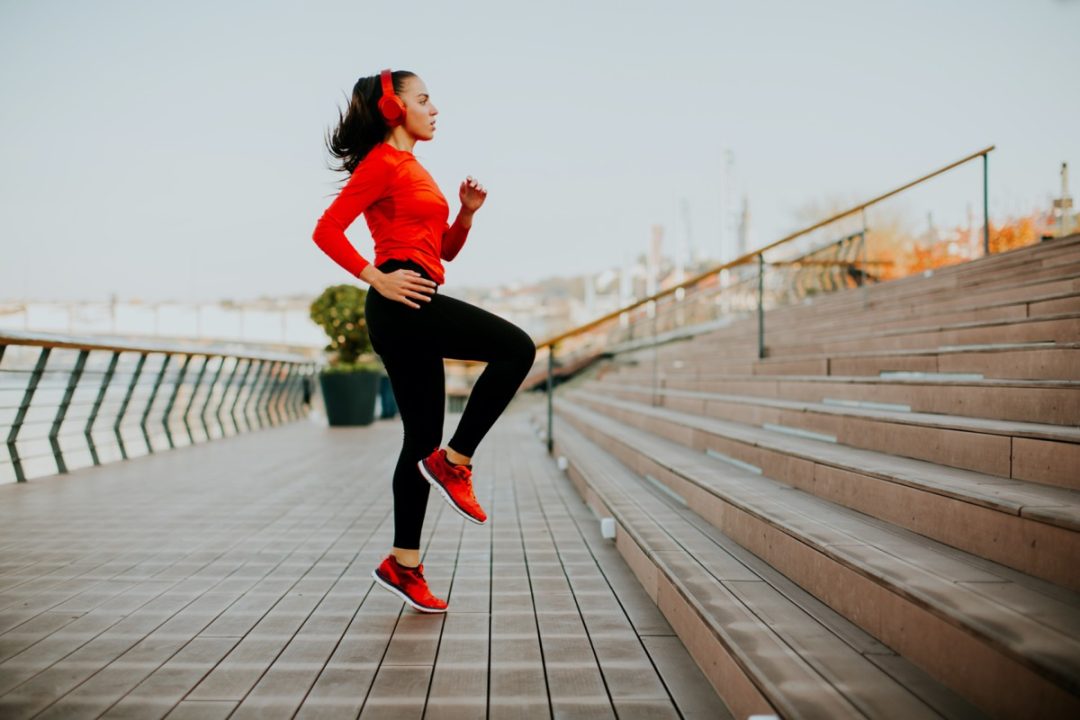 Here's how long your stair climbing workout should be to shrink belly ...