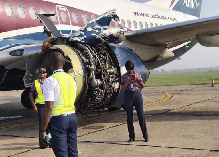 Plane’s engine ‘explodes’ just after take off forcing it into emergency ...