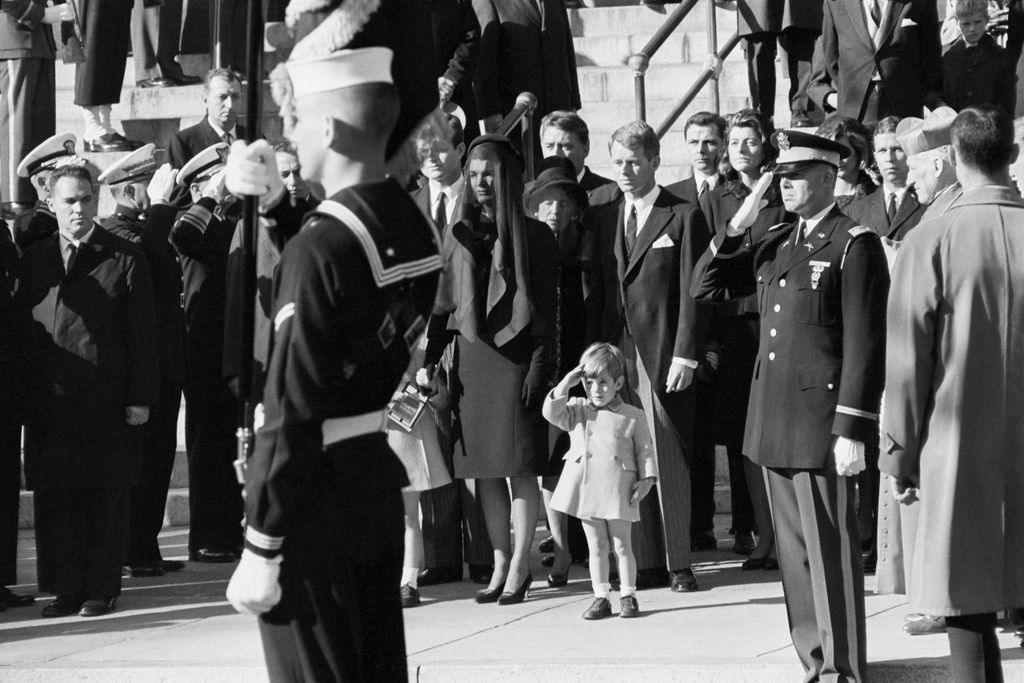 The sweet moment Jackie Kennedy stumbled upon between son John F ...