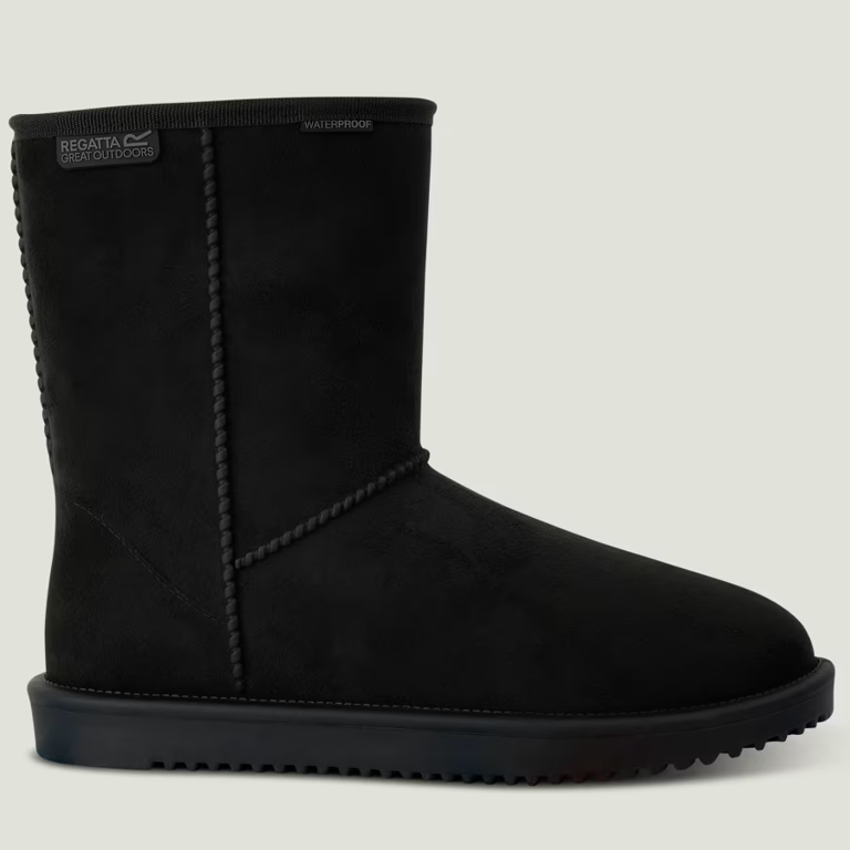 Think UGG boots can’t look polished? Nicole Kidman’s sleek black pair ...