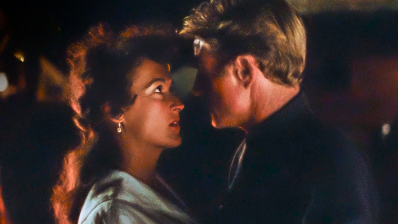 Denys and Karen shoot the lioness (Robert Redford & Meryl Streep scene ...