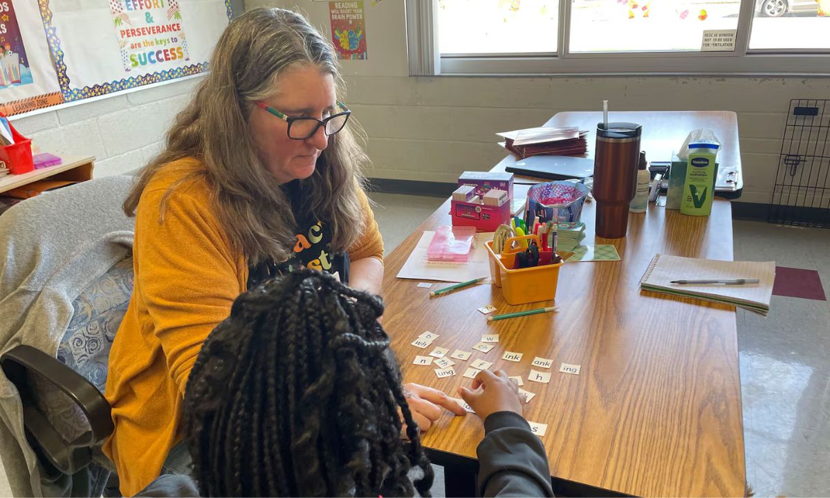 Whitmer aims to boost literacy as Michigan students struggle with reading