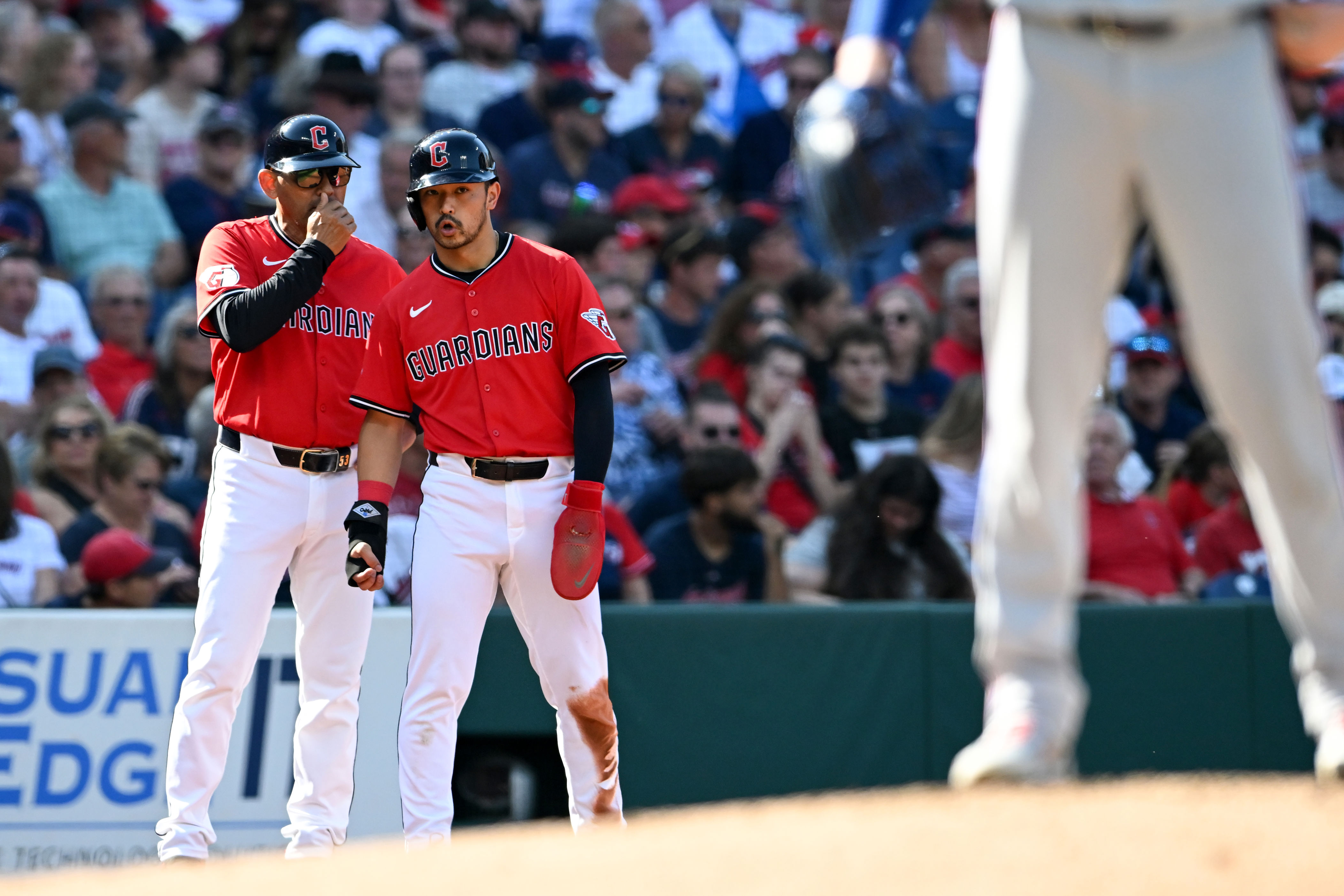 MLB owners crack down on pitch stealing with new rule aimed at first ...