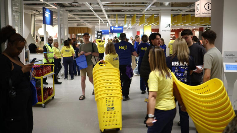 Ikea makes major US changes, closing stores