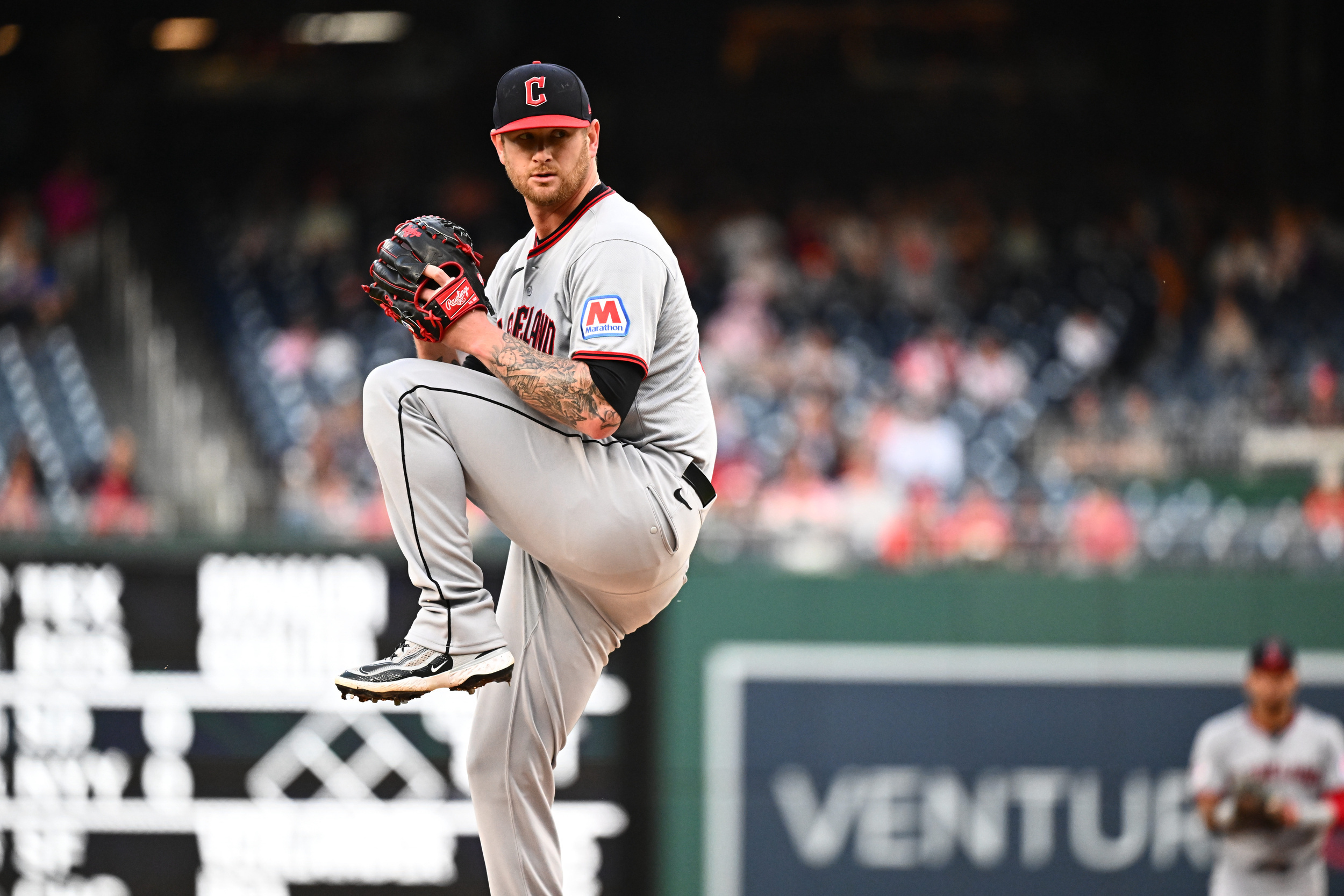 Guardians, Ben Lively finalizing minor league deal