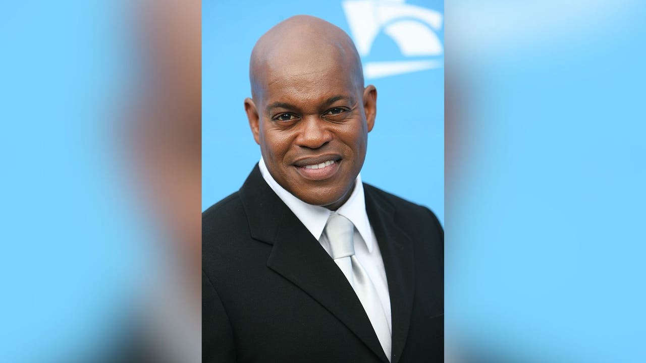 Arraignment postponed for Micah Sykes in stabbing death of opera star ...