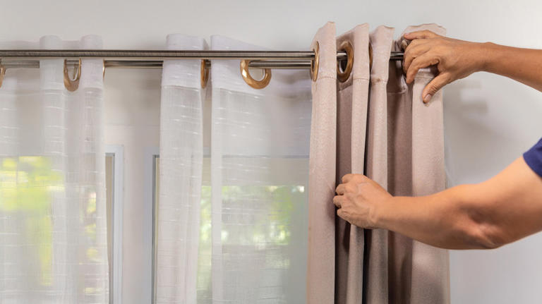Measuring for curtains just got easier with these tips from Martha Stewart