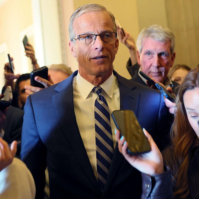 Senate fails to advance DHS funding, teeing up partial shutdown