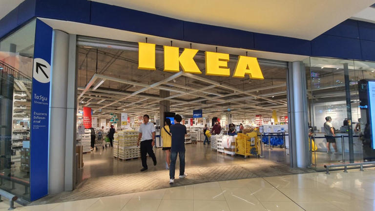 Ikea makes major US changes, closing stores