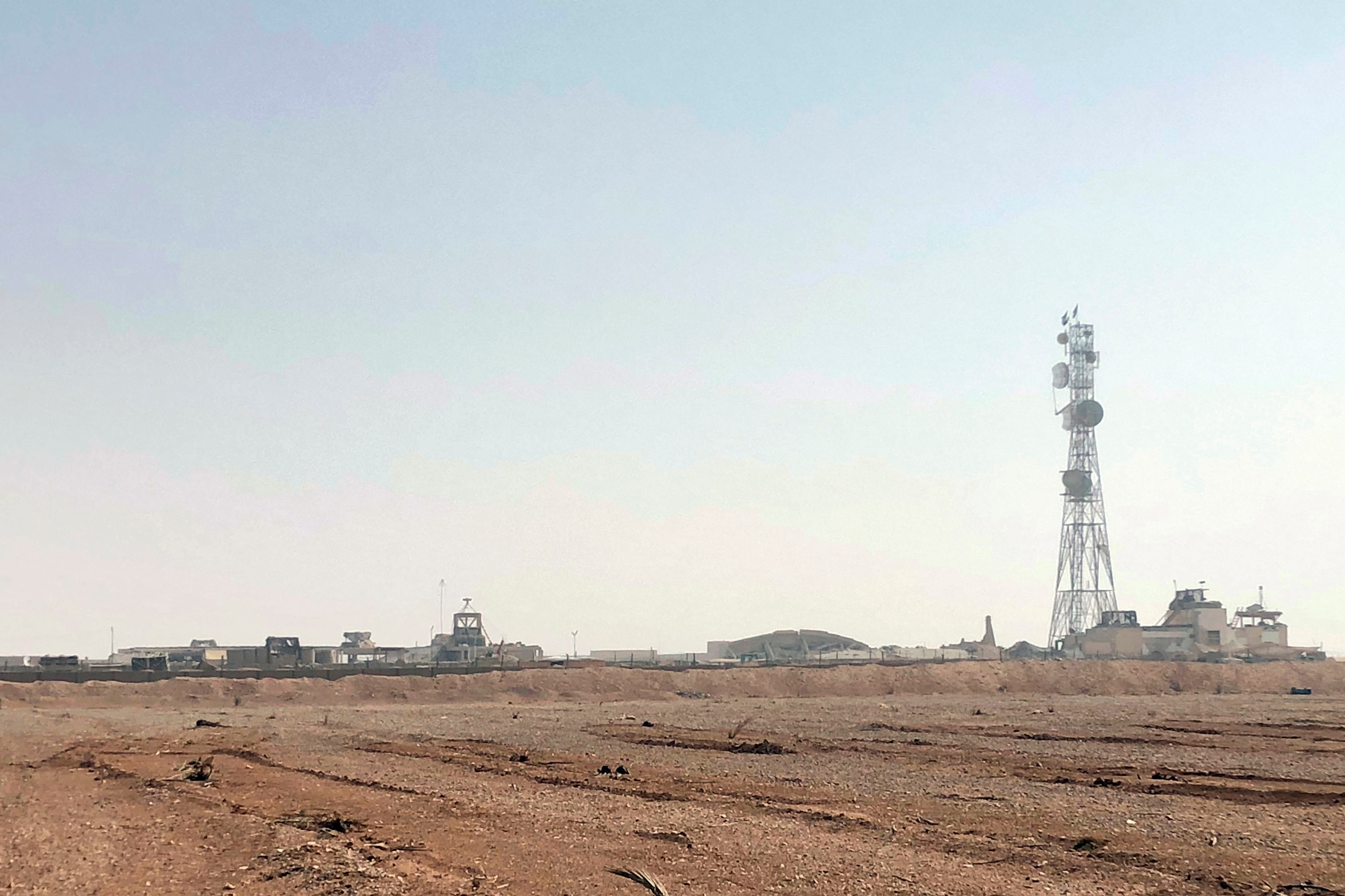 Syria says its forces have taken over al-Tanf base after handover from US