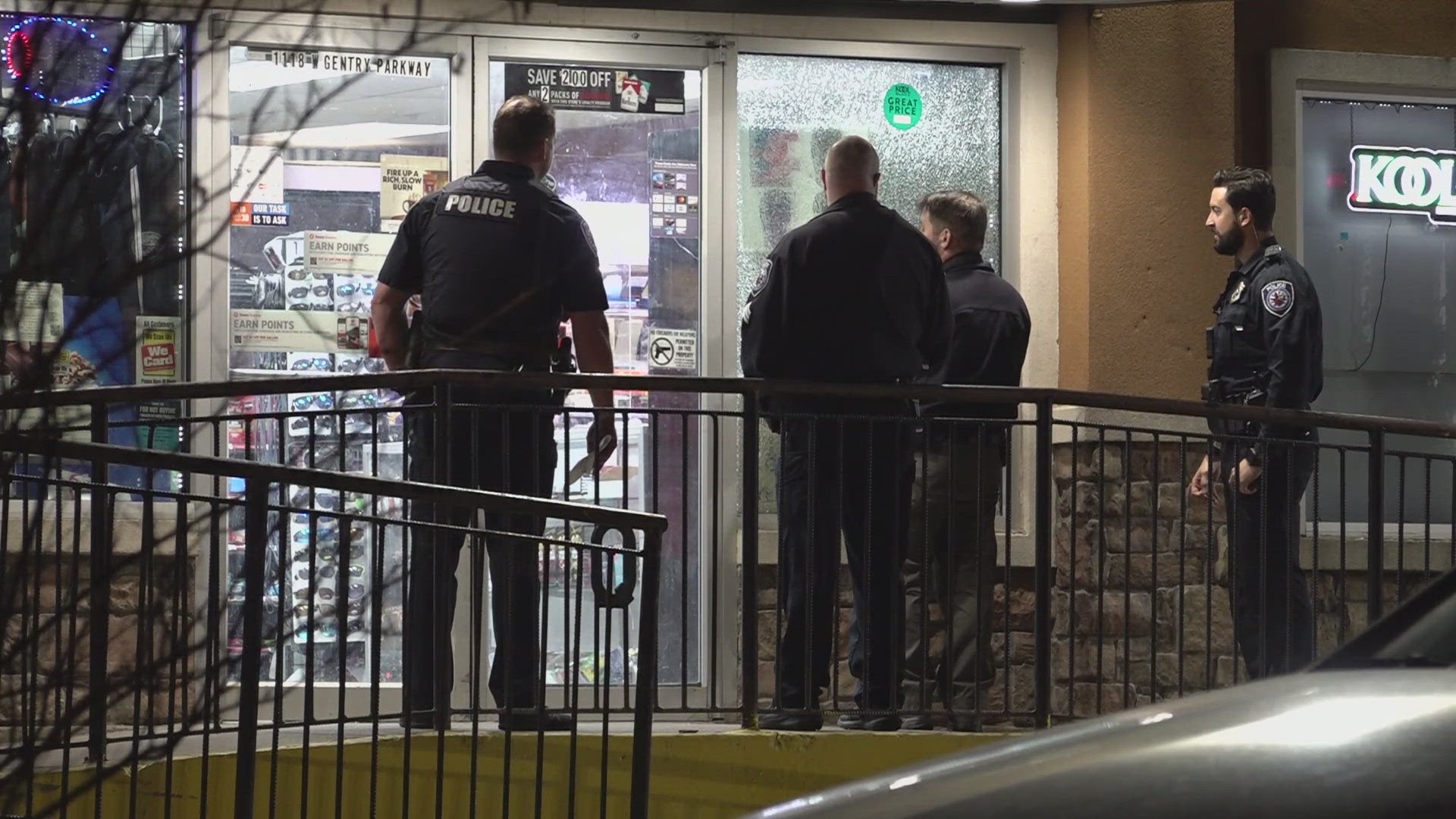 Search for suspect continues in Tyler shooting that injured teens