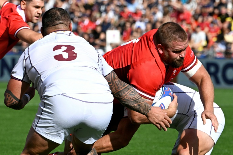 Wales 'means everything' for prop Francis despite champagne, oysters in ...