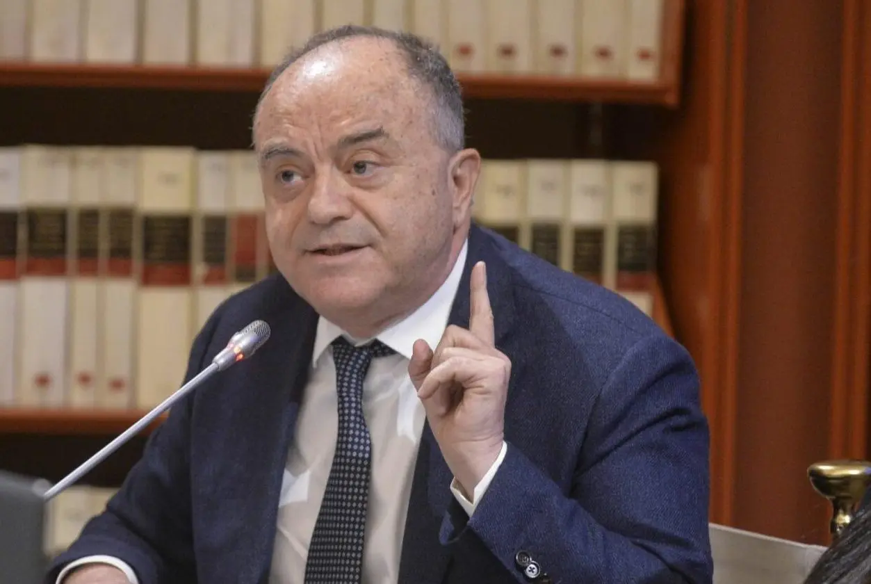 Referendum, Gratteri “Voteranno sì indagati e massoneria deviata”. La ...