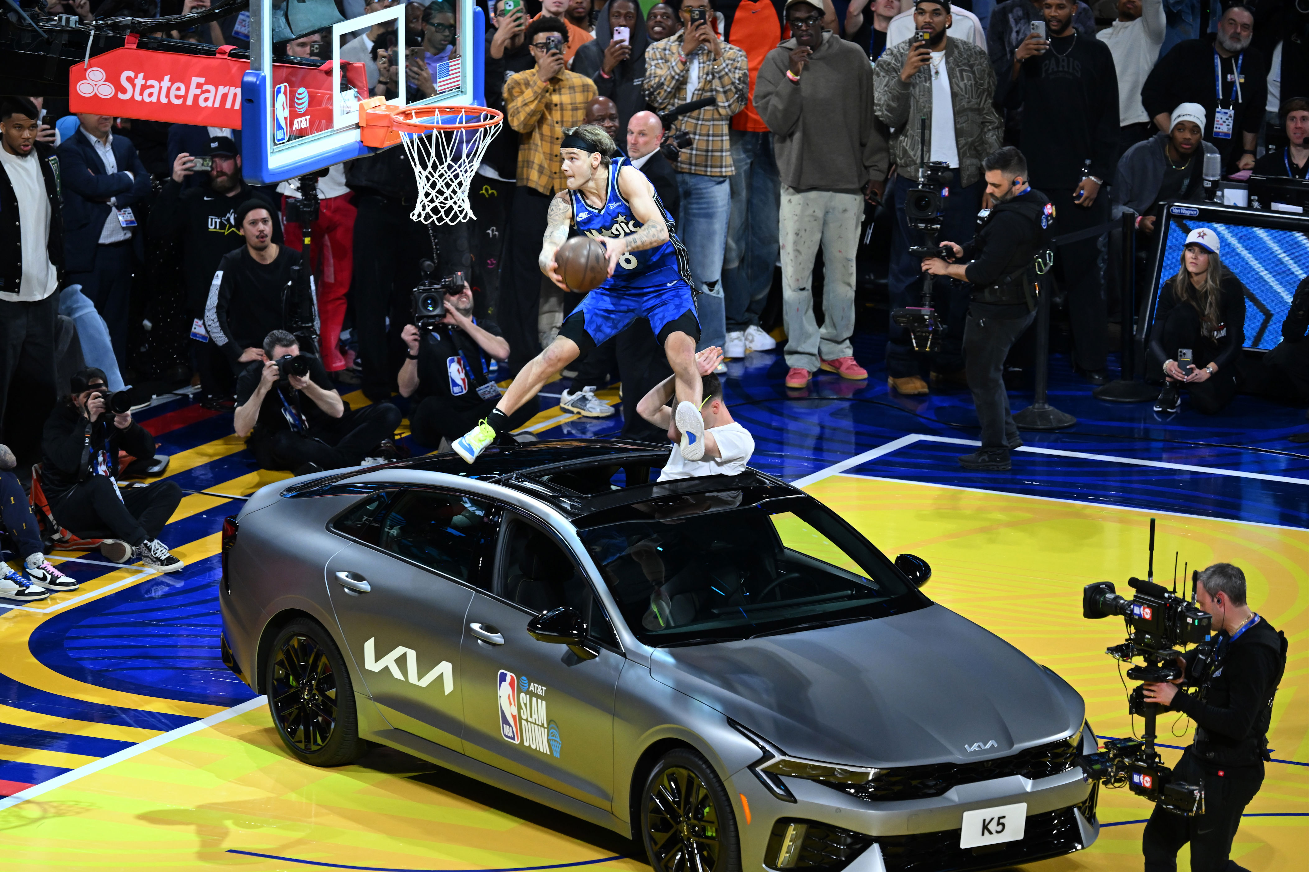 Three-time defending NBA dunk contest champ explains why he’s skipping ...