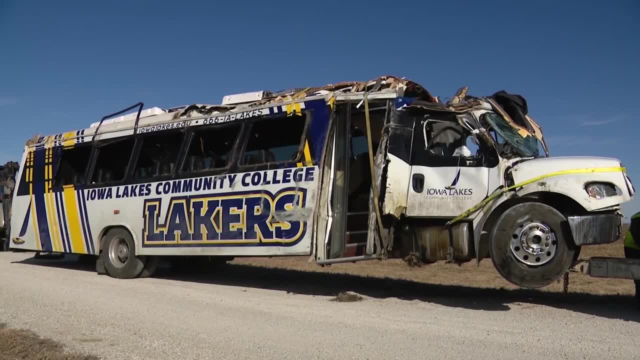Omaha coach says baseball community 'devastated' by deadly Iowa bus crash
