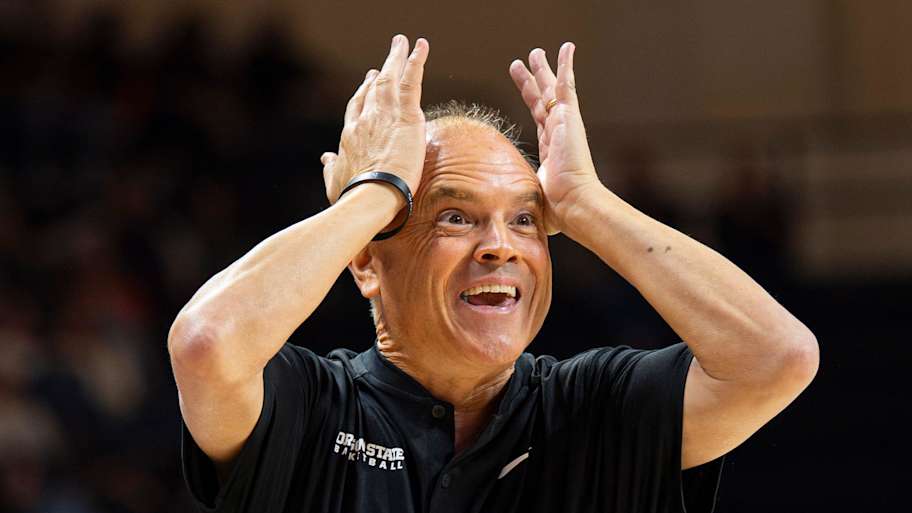 Second half collapse hands Oregon State women third loss in a row