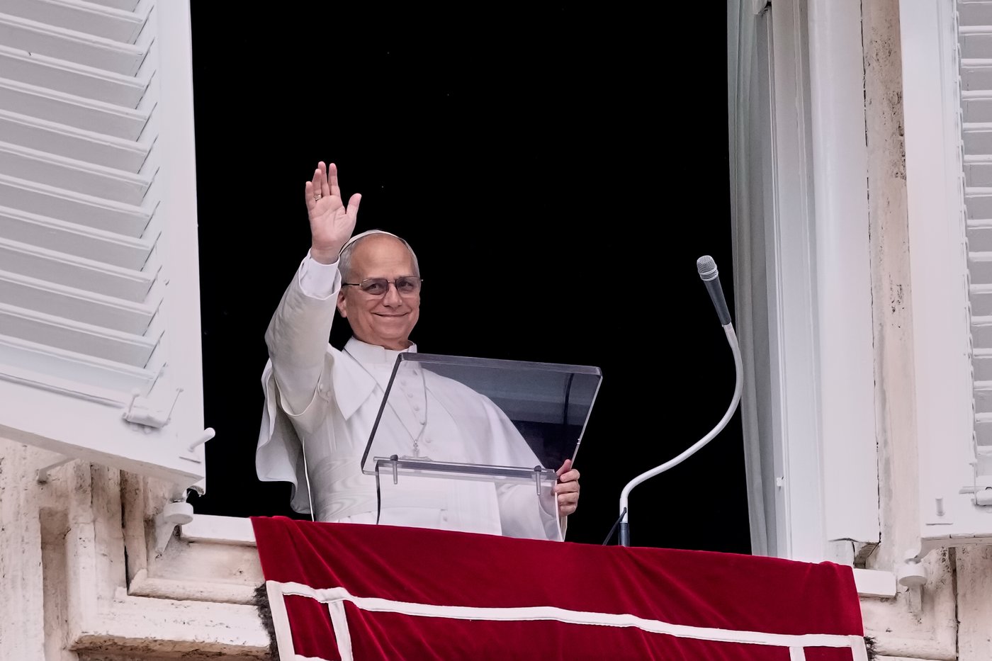 Vatican offers dialogue with breakaway Latin Mass traditionalist group ...
