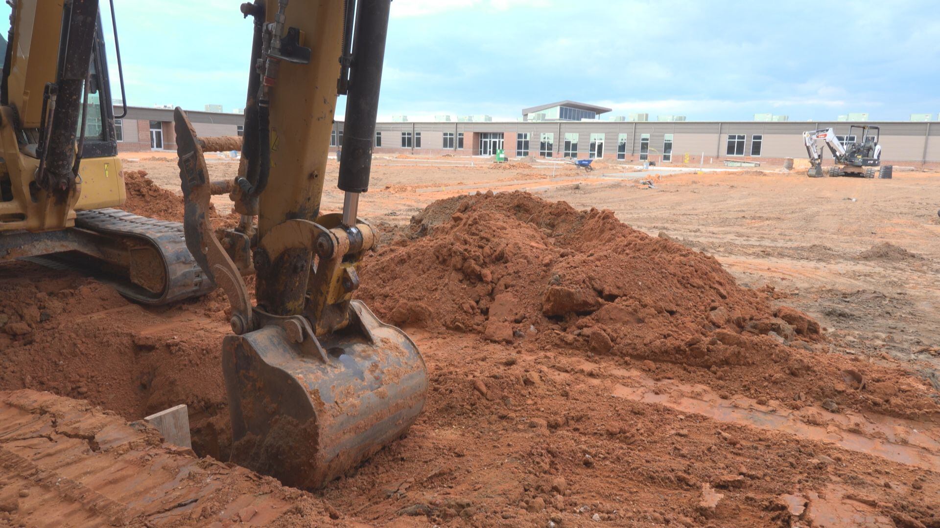 New Stone High School campus construction remains on track