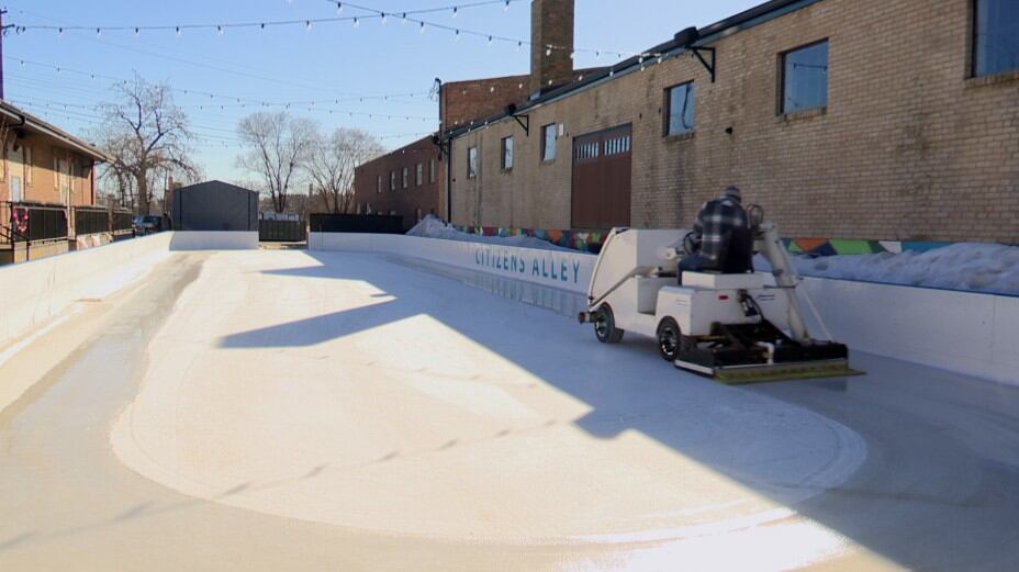 How Citizens Alley ice skating rink stays open in mild temps