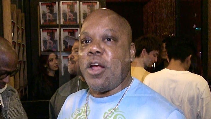 Too $hort says rappers should keep politics to themselves