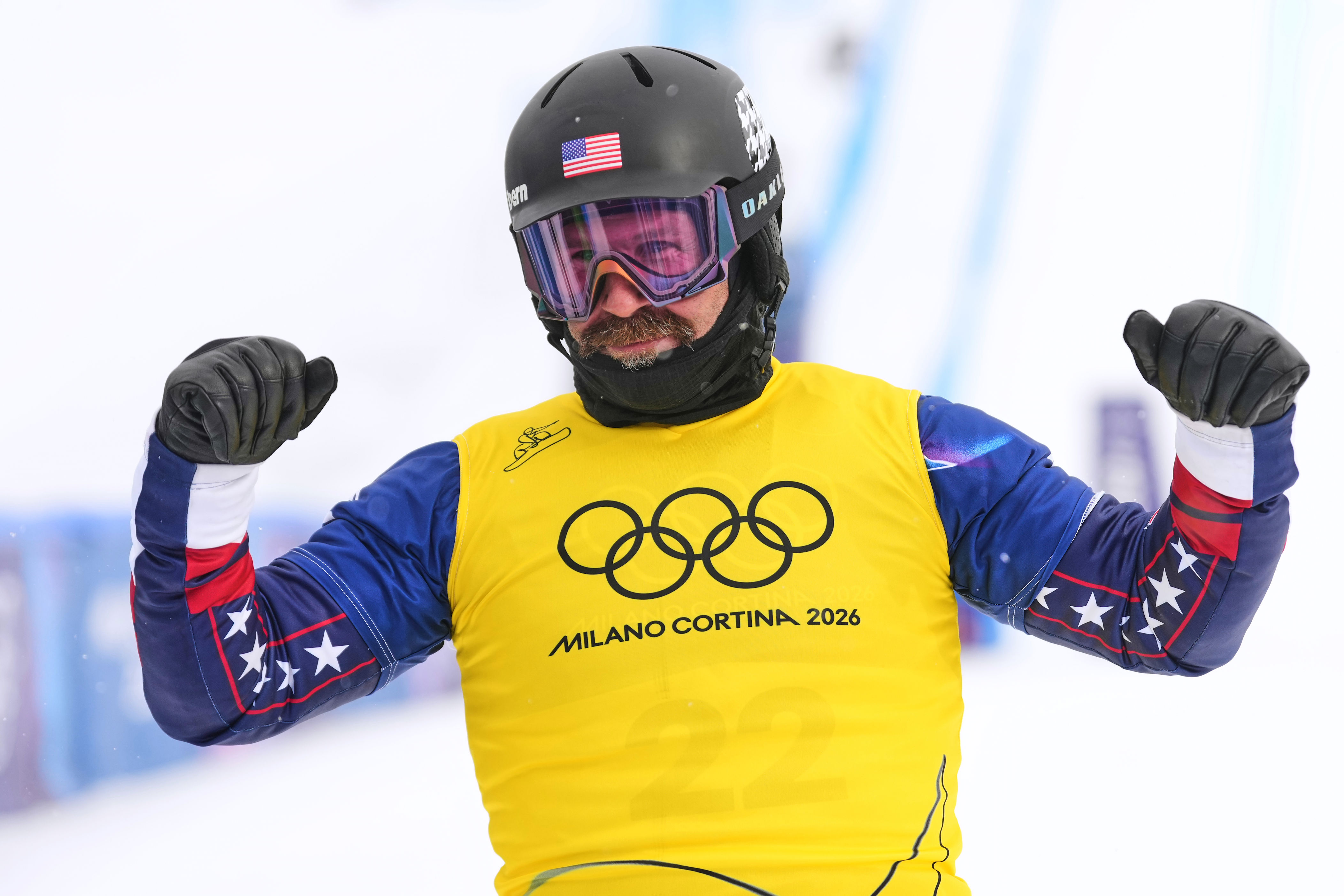 Viral 44-year-old snowboarder has iconic response to losing Olympic ...