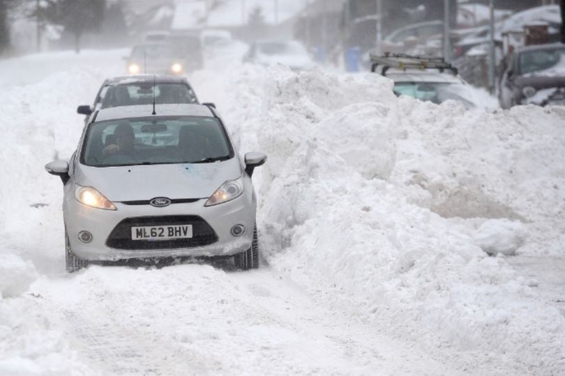 UK snow will be 'one metre deep' with 20 counties in England hit - full ...