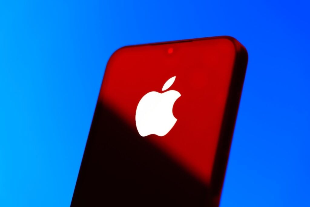Apple scores major legal victory as jury rejects Optis Wireless' 4G ...