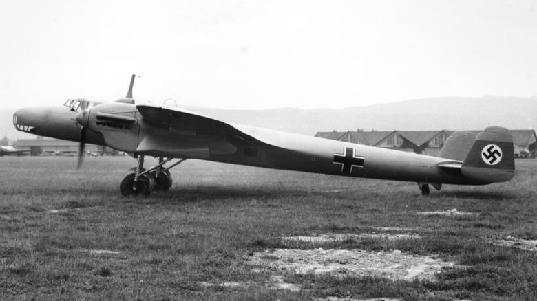 6 airplanes powered by BMW engines