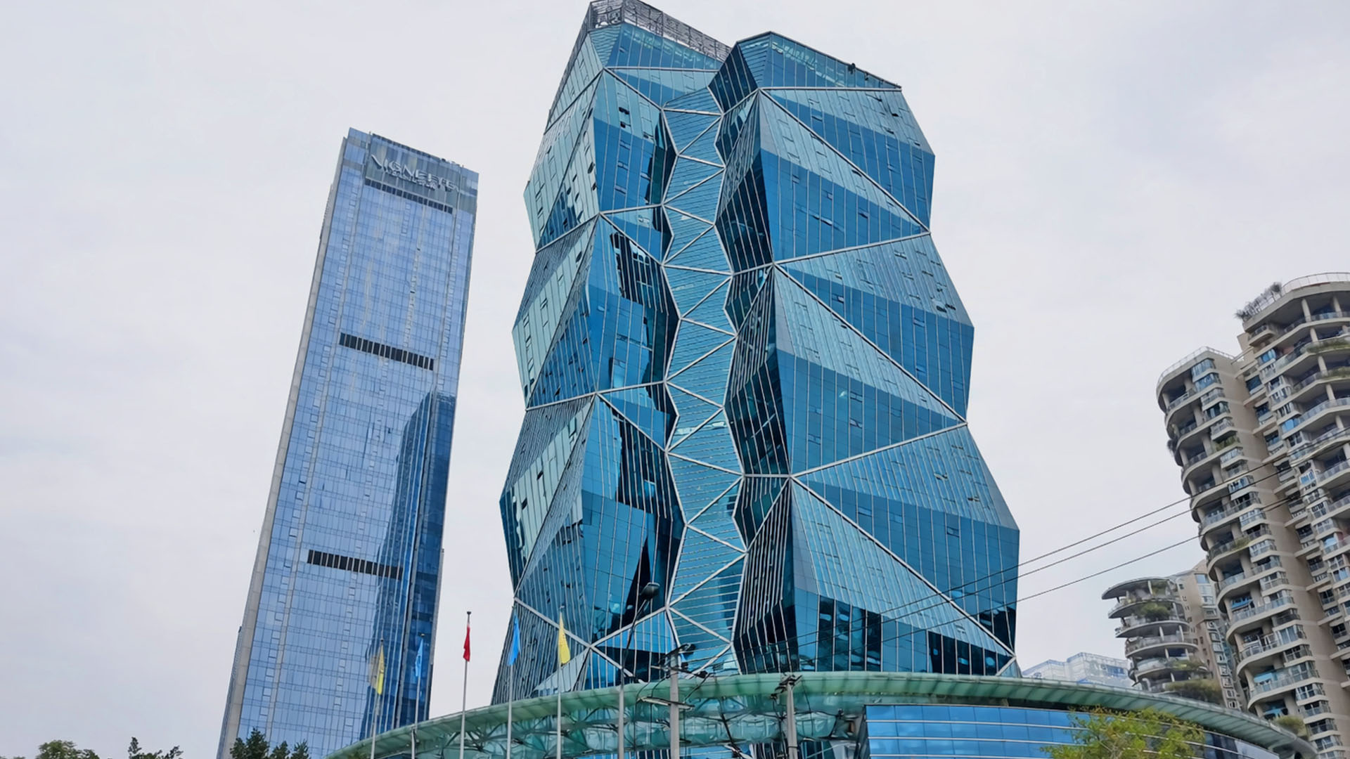 This twisted building catches eyes in China