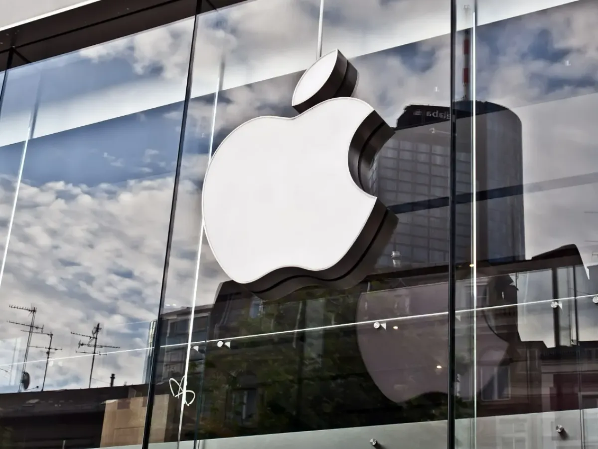 Úřad v USA viní Apple, že jeho zpravodajský web upřednostňuje levicové ...