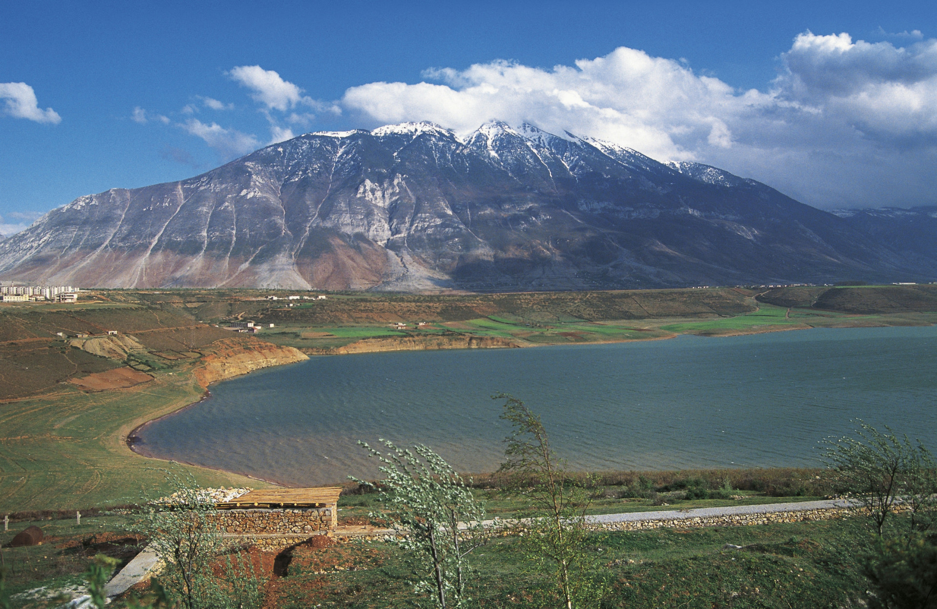 Mountains that cross international borders