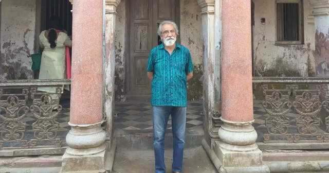 Incident at Delhi University: Historian S Irfan Habib targeted during ...