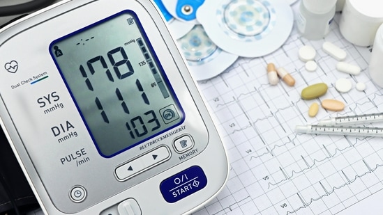 Heart surgeon shares how often you should measure your blood pressure ...