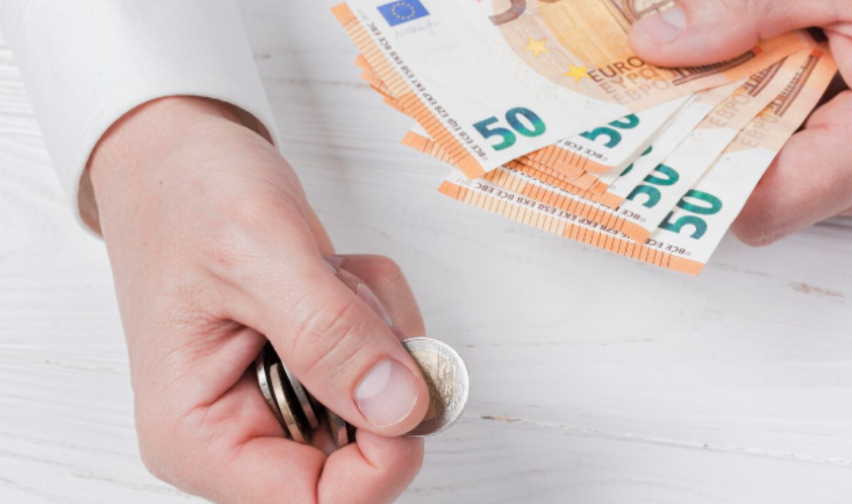Επίδομα 846€ το 2026: Δείτε ποιοι το δικαιούνται – Προϋποθέσεις και ποσά