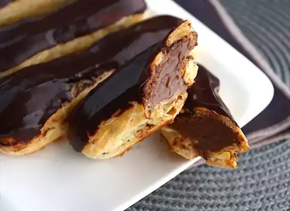 Chocolate eclairs - learn French pastry step by step!