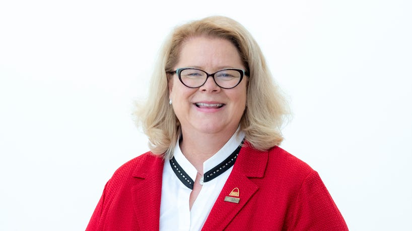 University of Missouri-St. Louis chancellor stepping down July 1