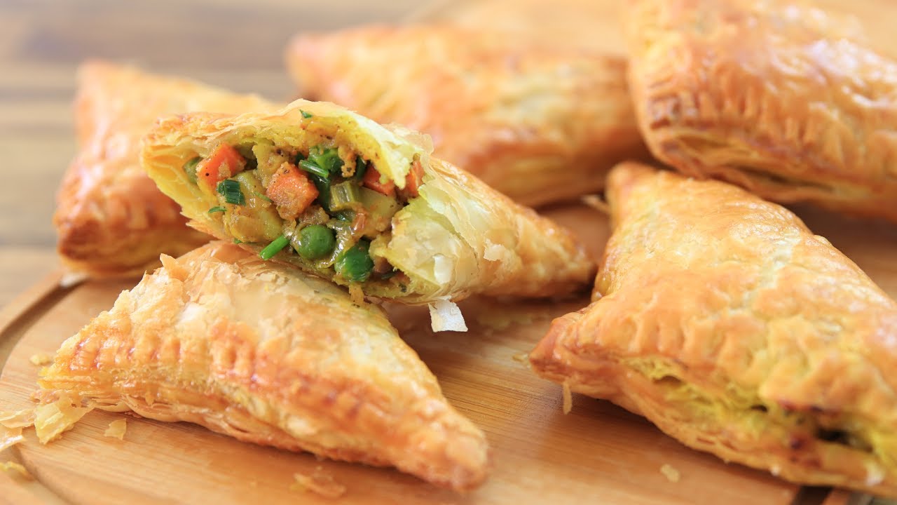 Vegetable curry puffs recipe but they taste like a street food classic