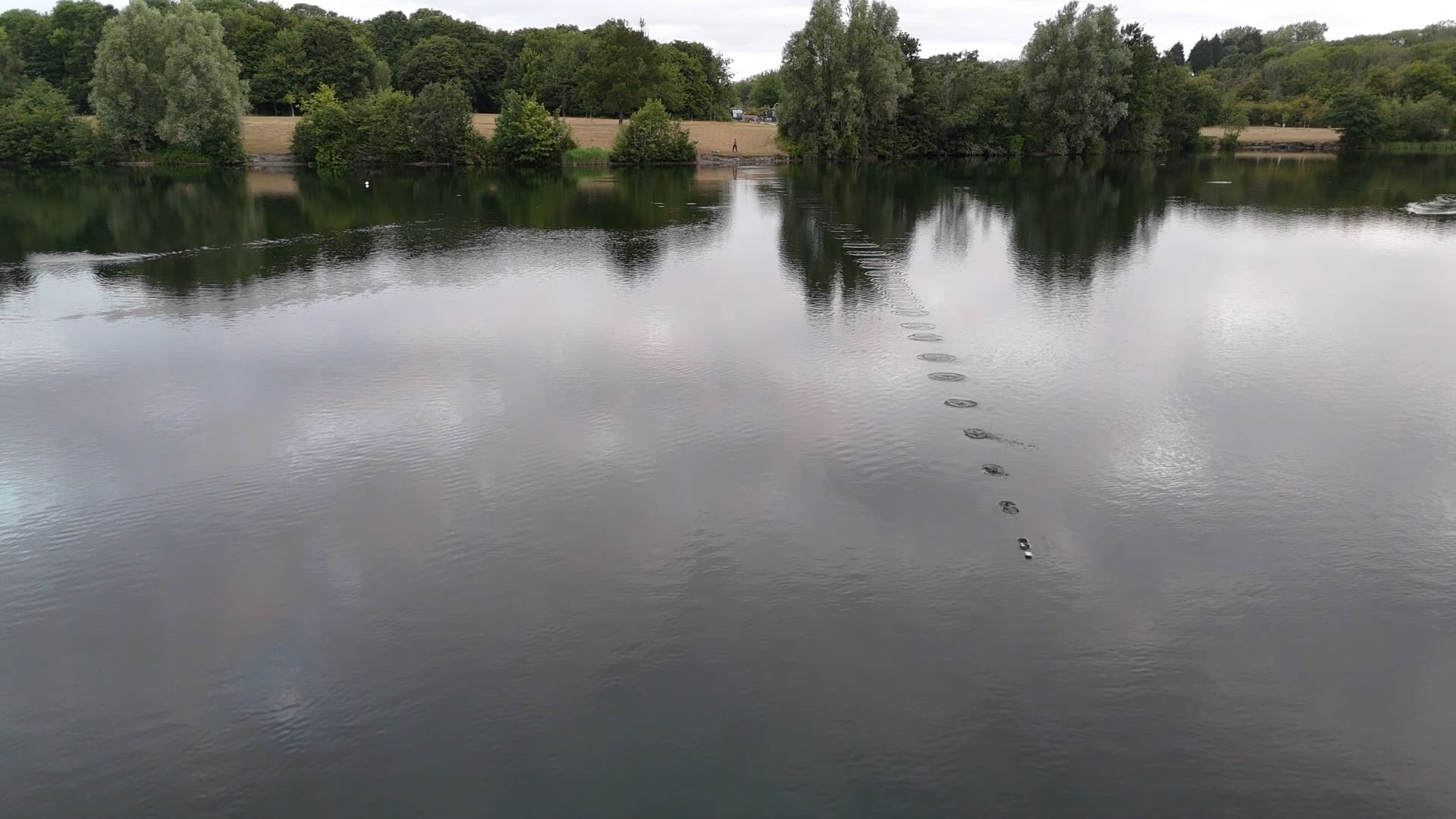 One of world's best stone-skimmers skims rock 157m - beats world record