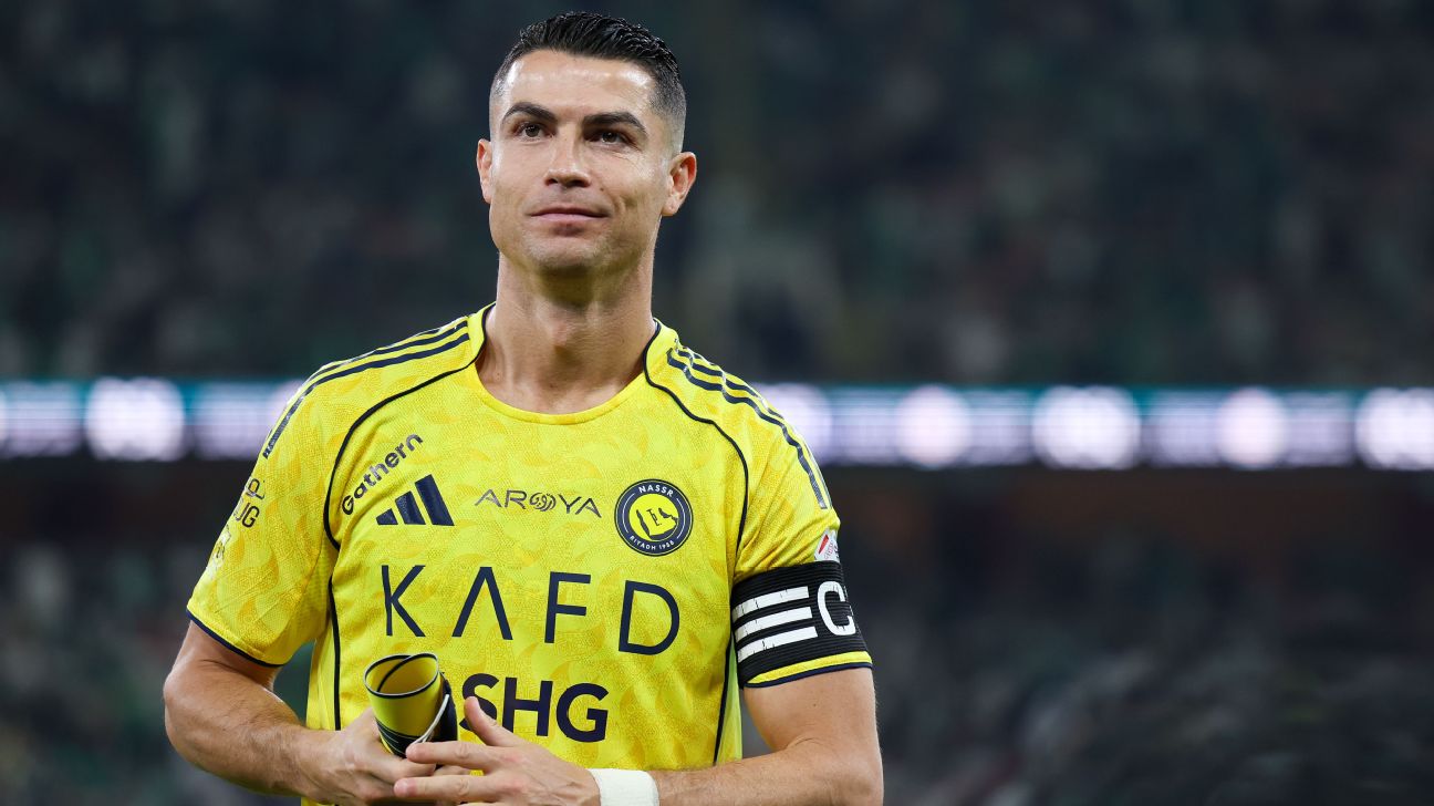 Al Nassr coach quells injury fears after Cristiano Ronaldo limps off