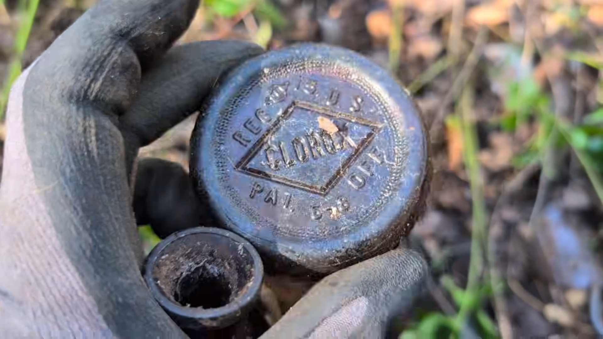 Stars, stripes & rust: Treasure hunting a lost town in Georgia