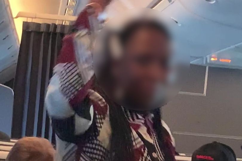 'Rude' British Airways passengers turn flight into two-hour 'church ...