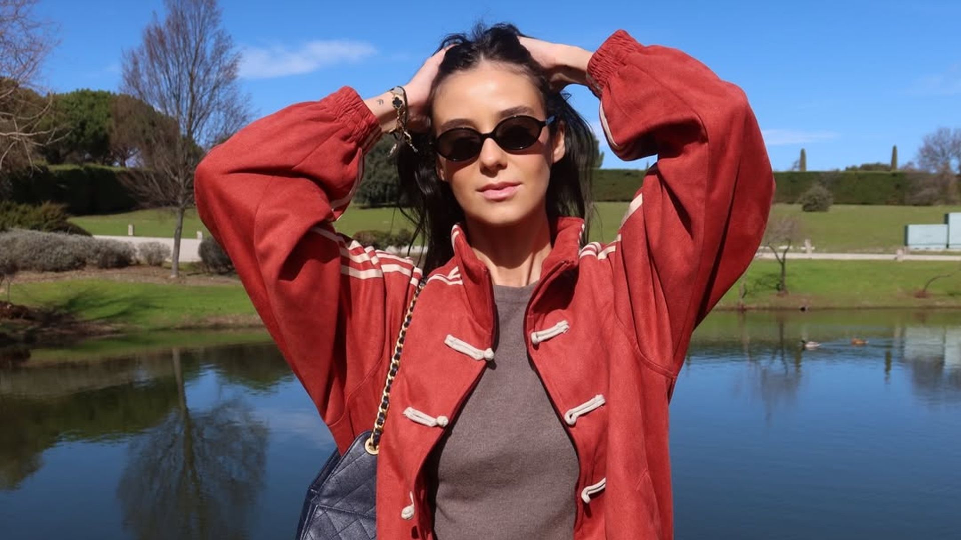 Ni de cuero ni vaquera: la chaqueta especial que Victoria Federica ...