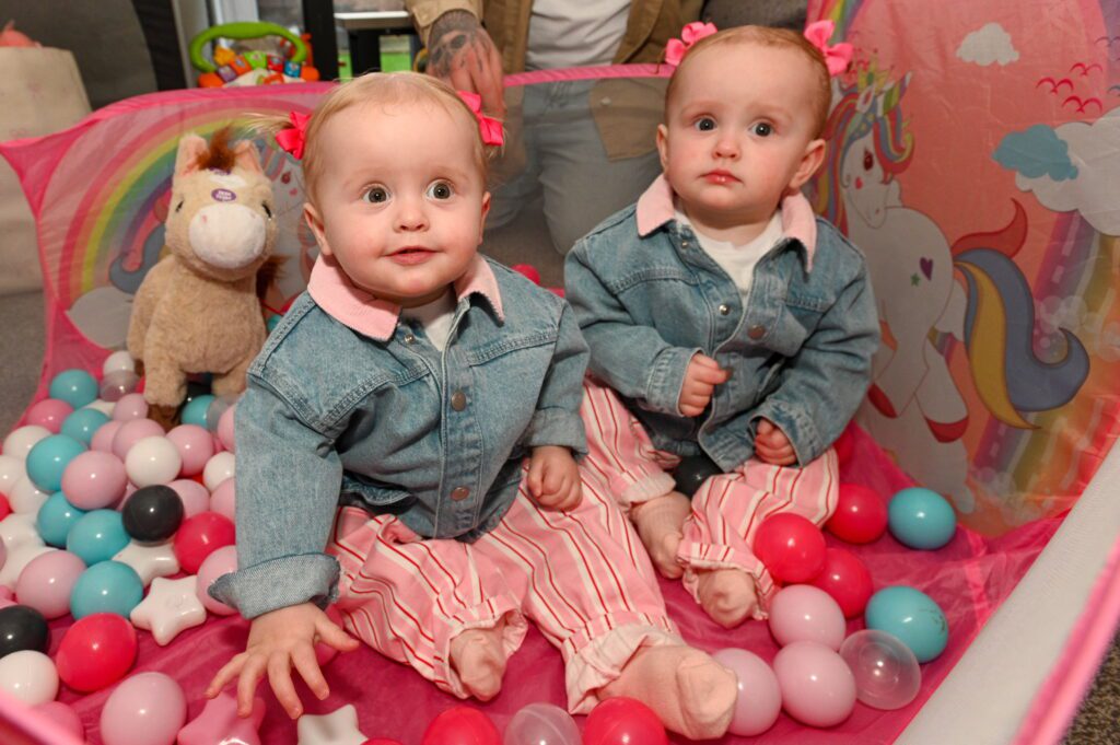 Couple told they’d never have kids have two sets of twins born exactly ...