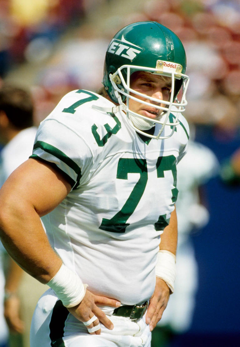 Trump pardons 5 ex-NFL players — including Jets legend Joe Klecko — for ...