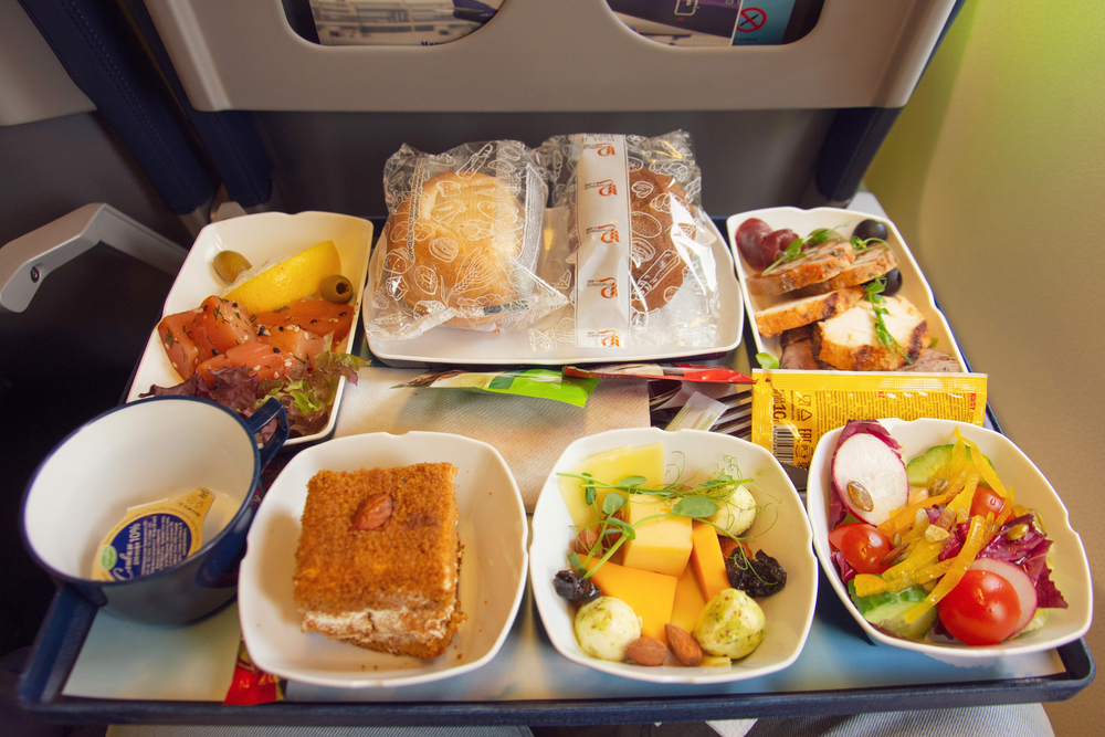 18 photos of airline food then vs now