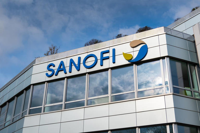 Sanofi stock near 52-week low as leadership shakeup rattles investors