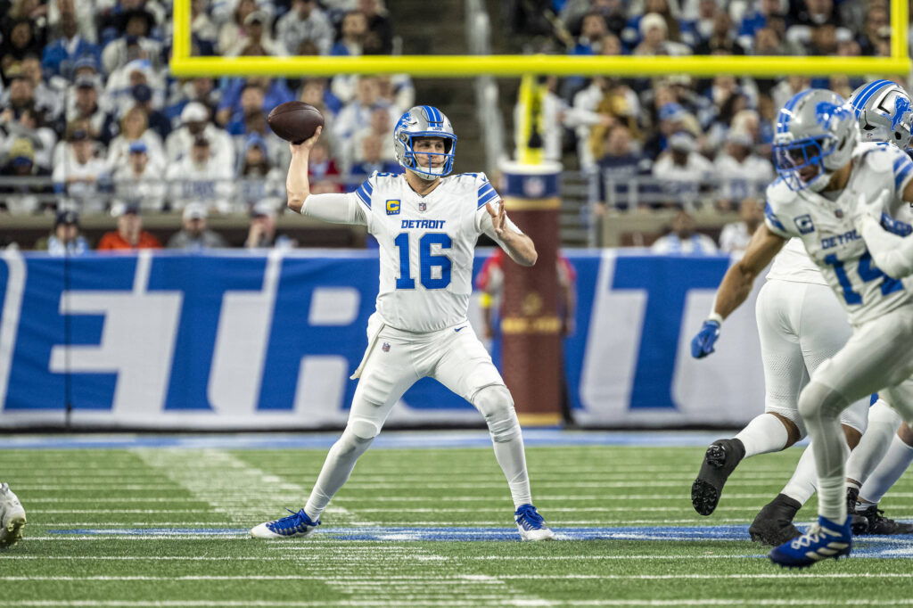 Detroit Lions Sign Illinois QB Amid Questions at Jared Goff’s Backup Role