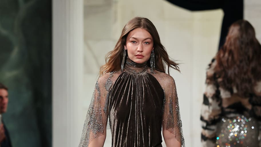 Gigi Hadid, Emily Ratajkowski and more SI swimsuit models take New York ...