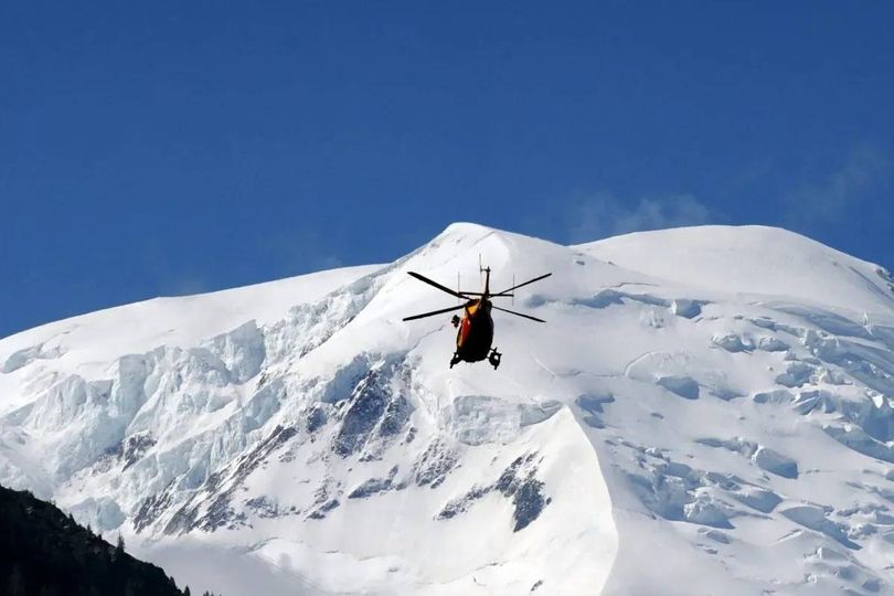 Two British skiers killed in avalanche as three die in French Alps tragedy